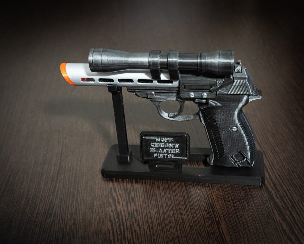 Moff Gideon Blaster pistol| Star Wars Replica for Cosplay - Crealandia