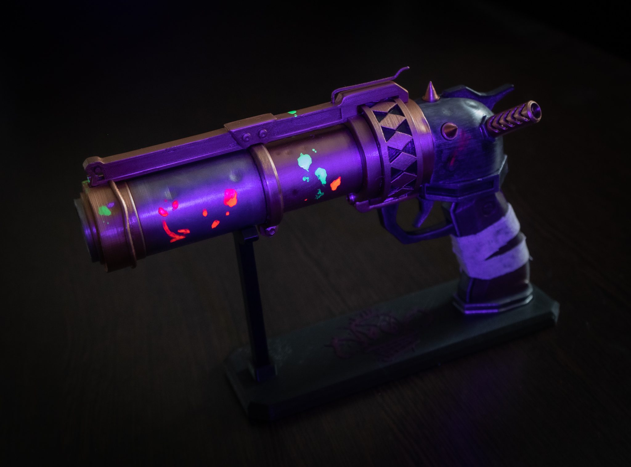 Jinx Gun Cosplay Prop – League of Legends Arcane Weapon - Crealandia