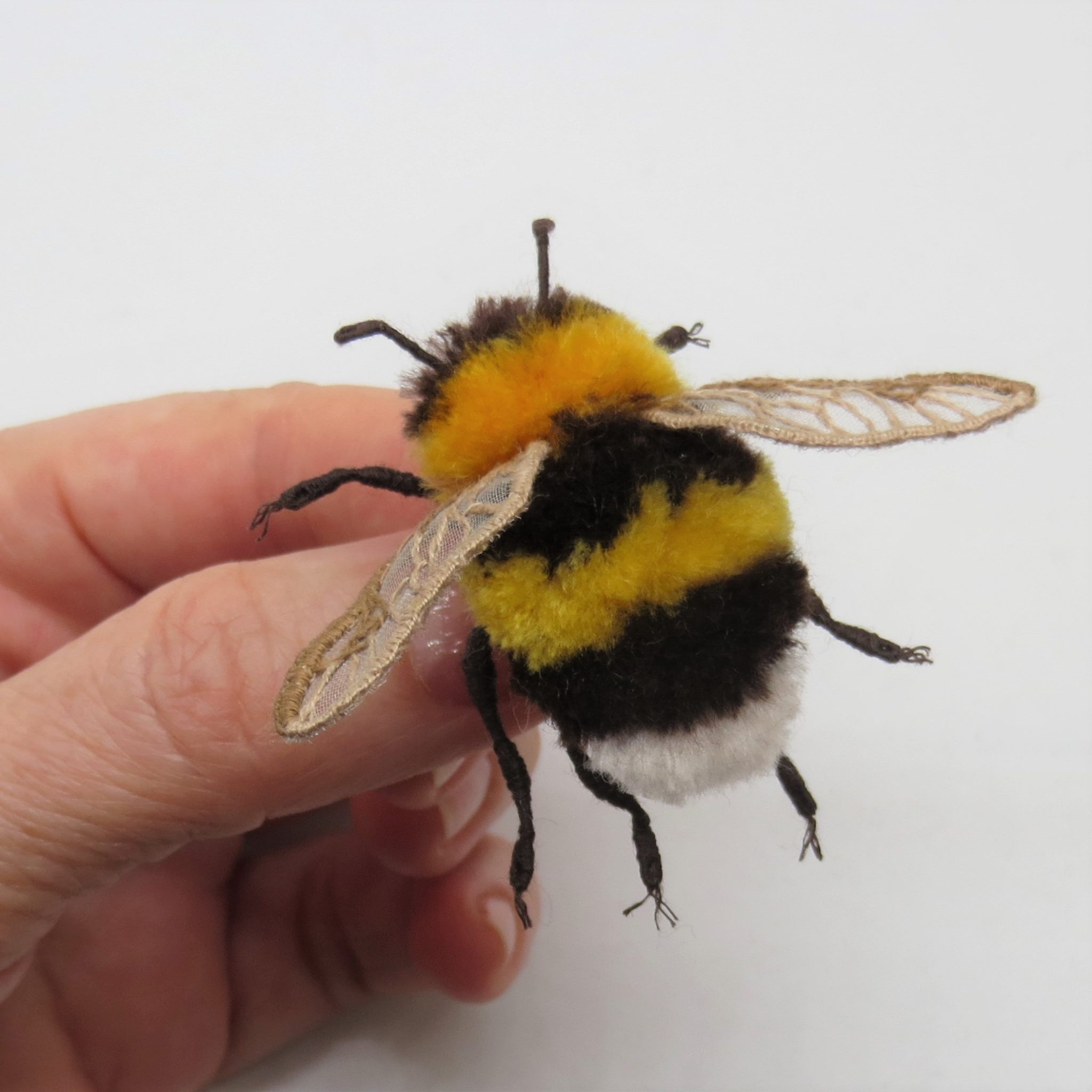 2 PDF Bumblebee and Blue moth Hand embroidery tutorial