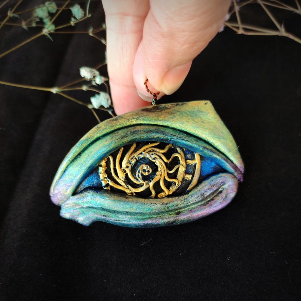 Eye fantasy pendant. 1 amazing handmade jewelry. Amulet.