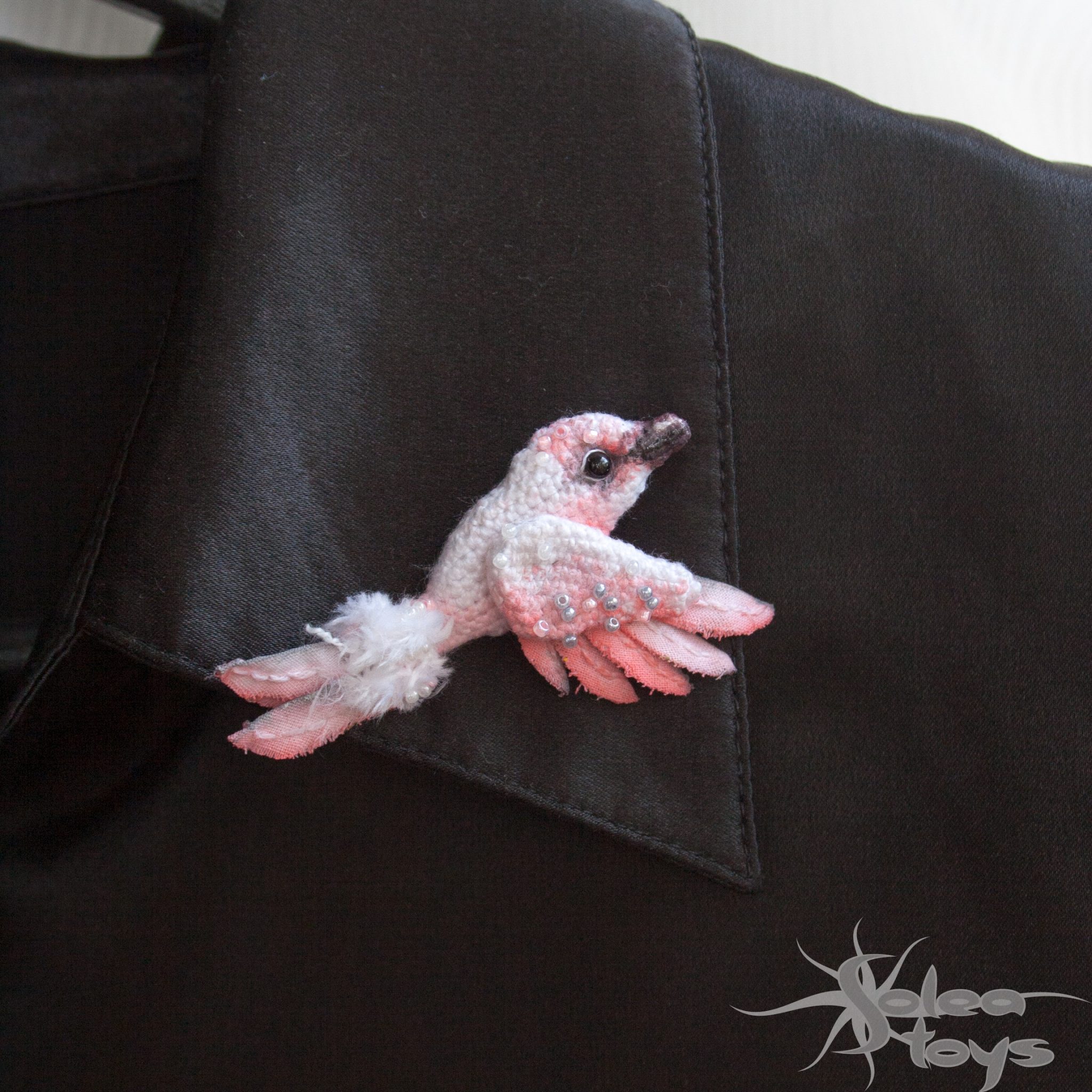 Small textile bird pin, enchant bird shawl pin