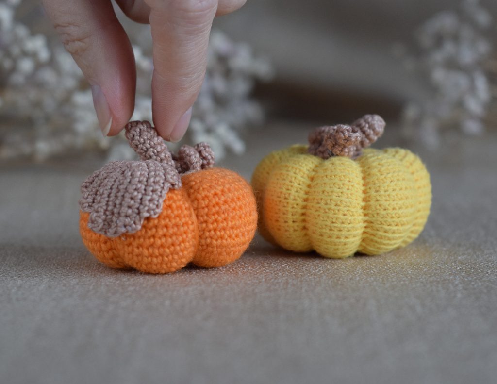 Set of 2 mini pumpkins, Halloween home decor, autumn harvest