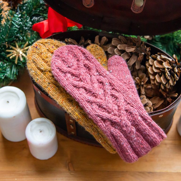 Alaska mittens knitting pattern (PDF ENG) - Crealandia