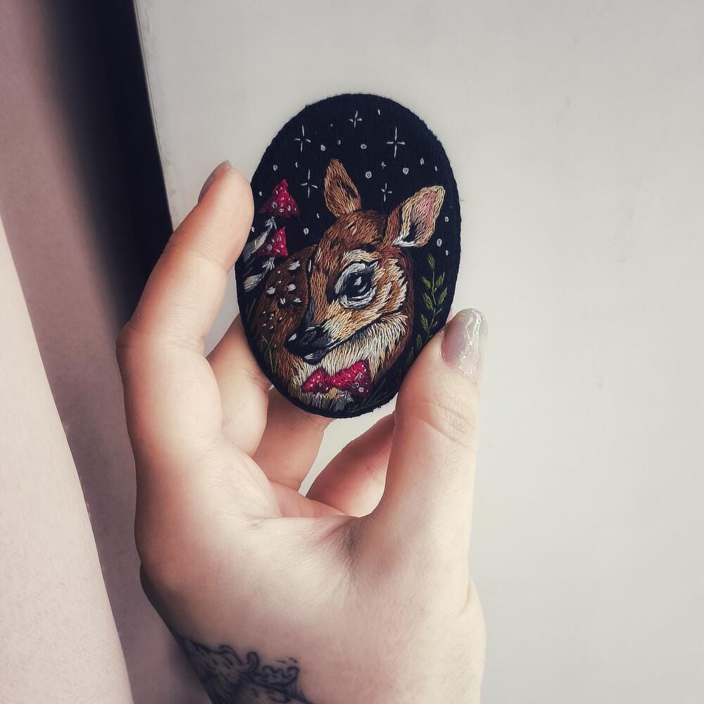 "Little Deer" - original handmade embroidered brooch